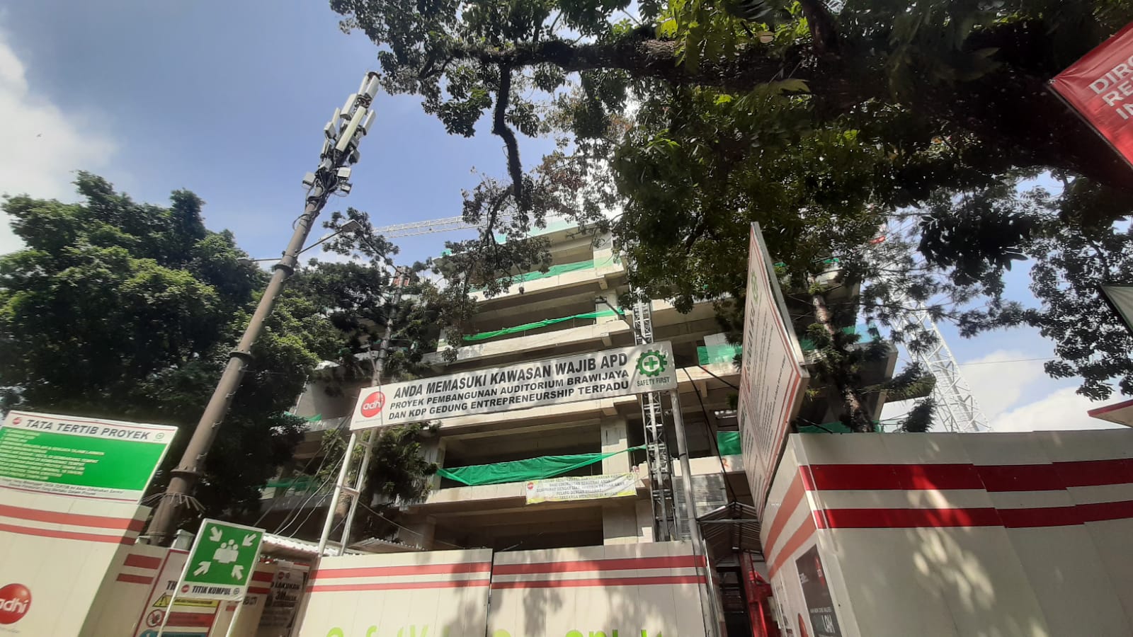 Menanti Rampungnya Pembangunan Auditorium UB