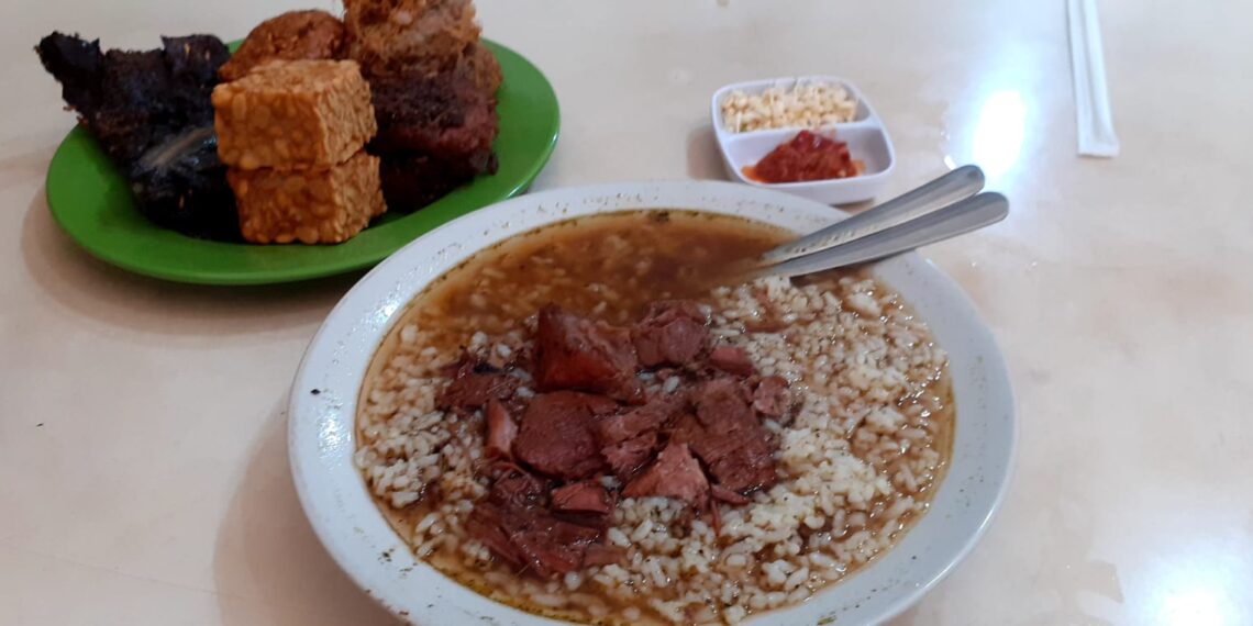 Rawon Nguling Pilihan Kuliner Long Weekend - Kanal24