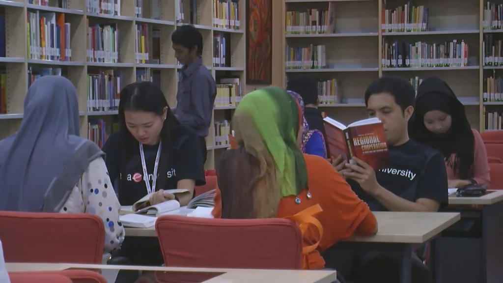 Lingkungan Kuliah Nyaman di Asia E University - Kanal24